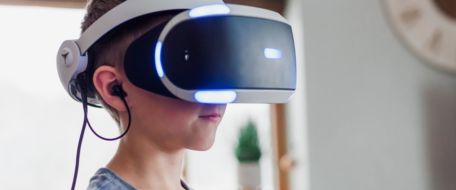 Exploring Haptic Feedback Technology in VR