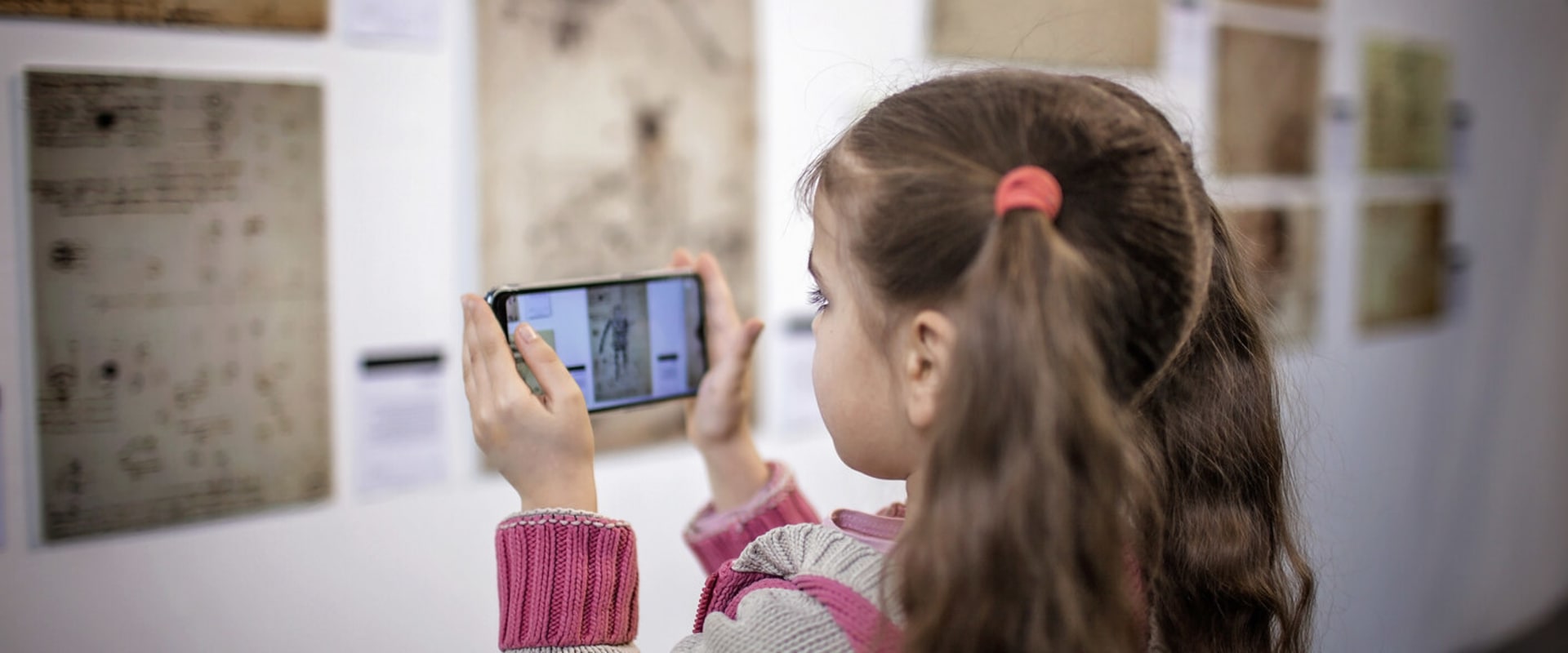 Exploring the Benefits of Augmented Reality in Education